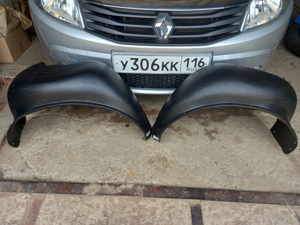 Купил задние подкрылки (локеры) буду устанавливать. — Renault Sandero ...