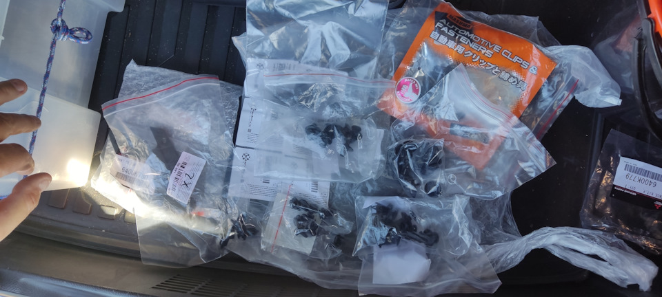 Новый "Х" на морду, набор инструмента ДТ. — Mitsubishi Outlander (3G ...