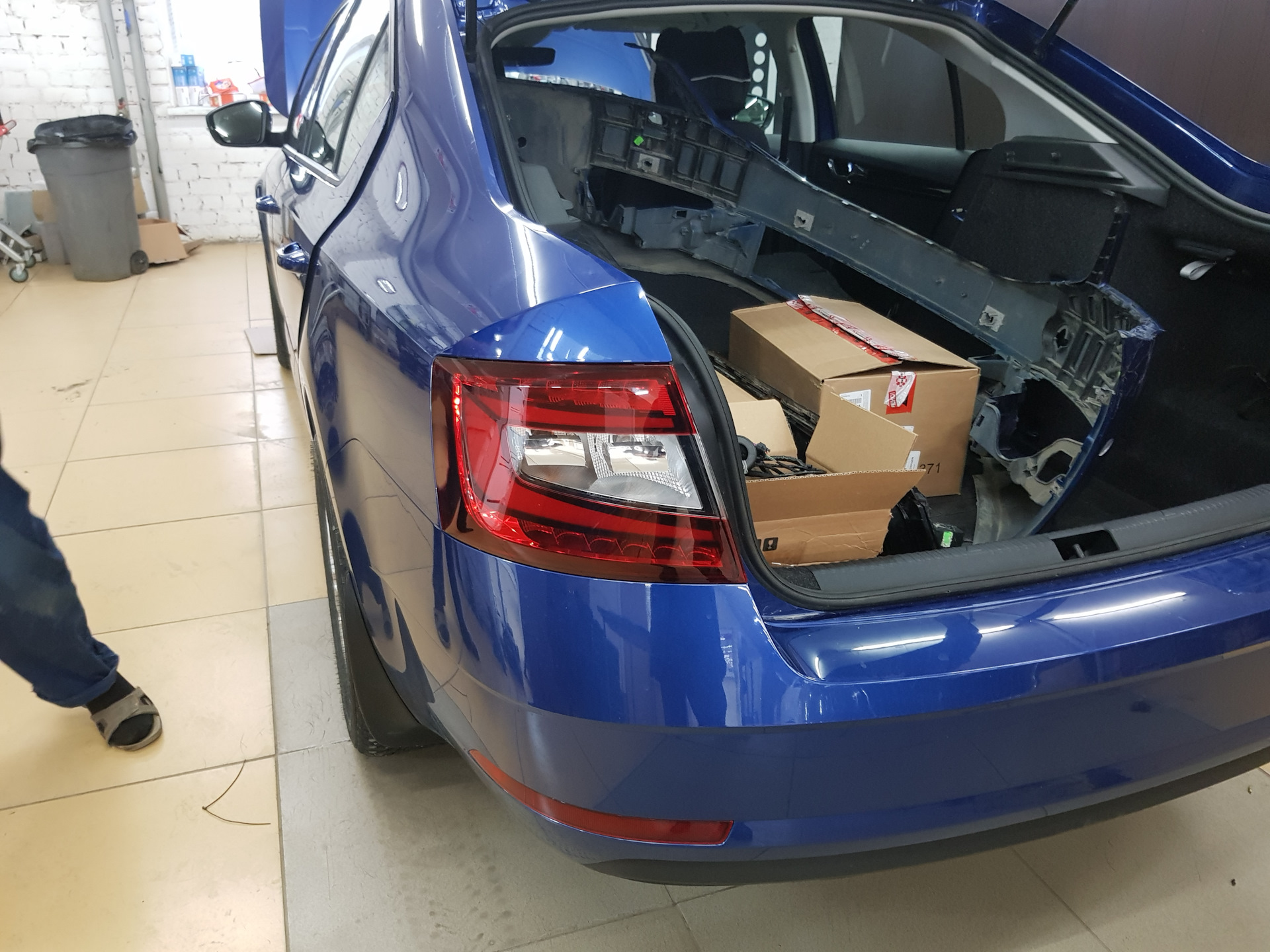 High LED — Skoda Octavia A7 Mk3, 1,6 л, 2020 года | тюнинг | DRIVE2