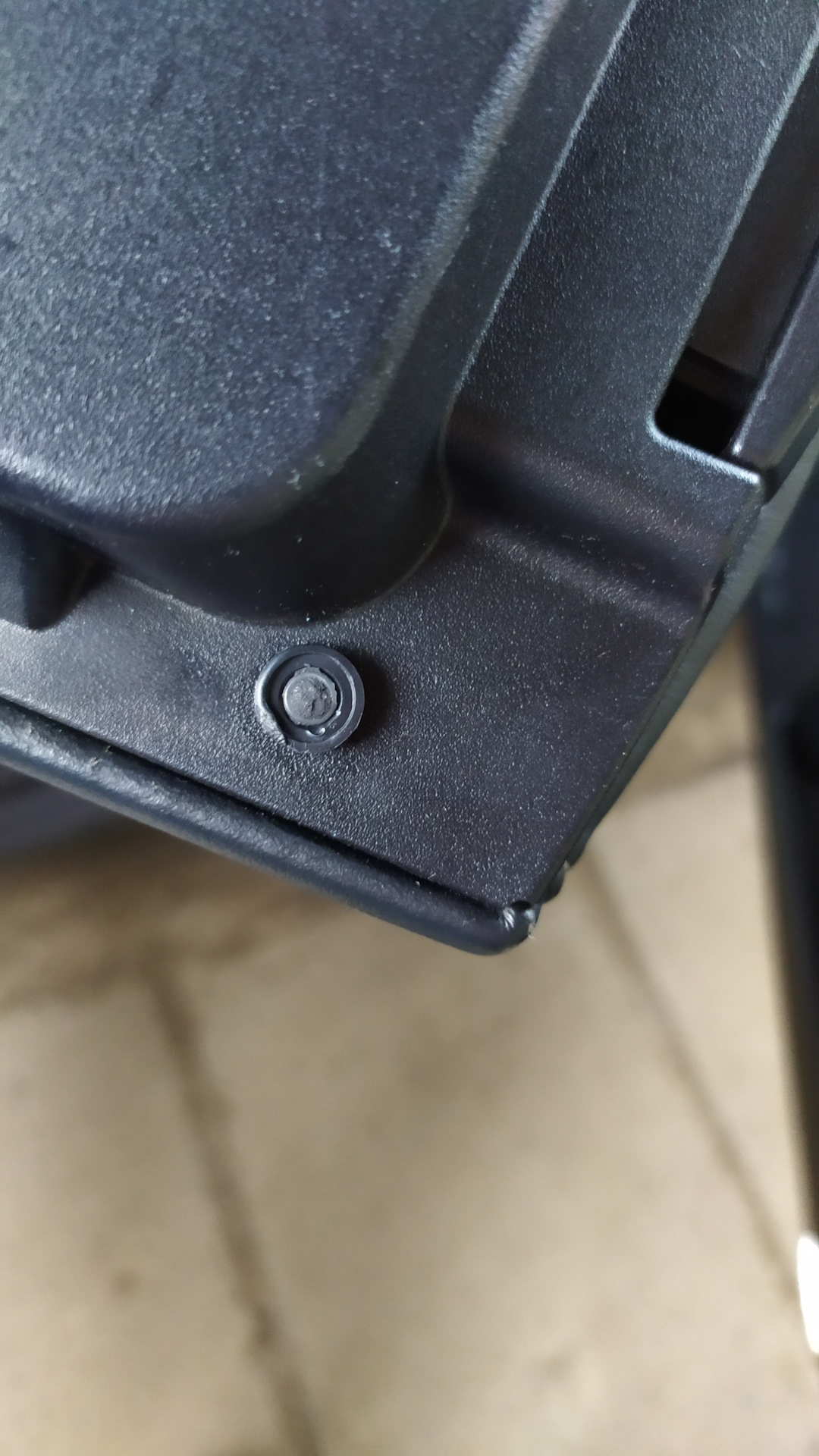 Отбойники крышки переднего подлокотника — Lexus ES (XV60), 2,5 л, 2013 ...