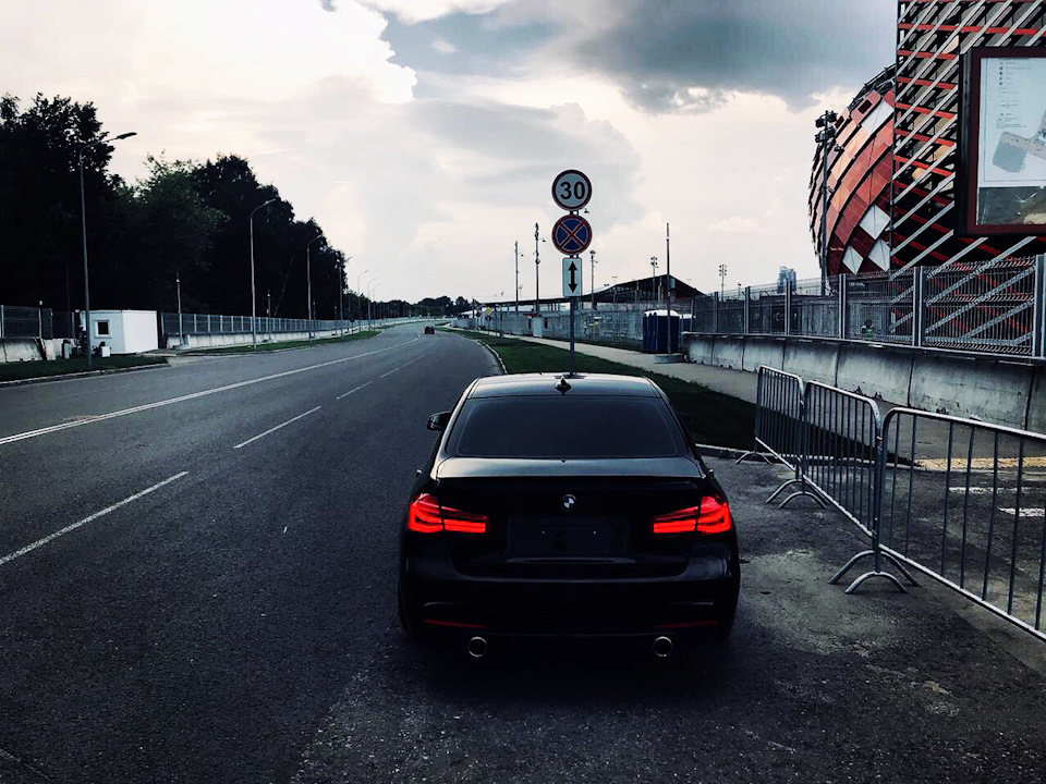 Наткнулся на просторах интернета — Nissan Presea (R10), 2 л, 1992 года ...