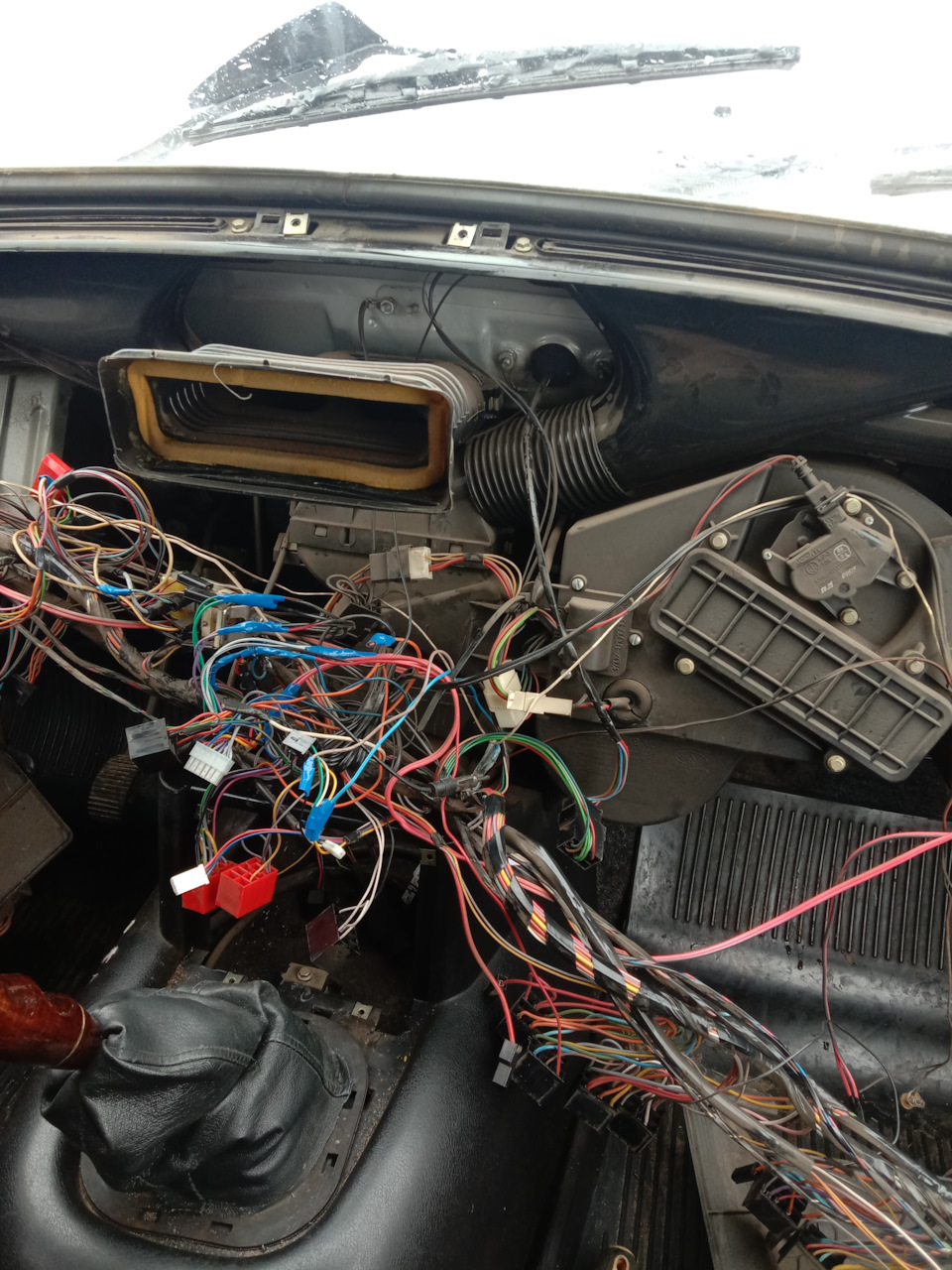 пришло время менять радиатор печки и все шланги, патрубки — ГАЗ 31105 ...