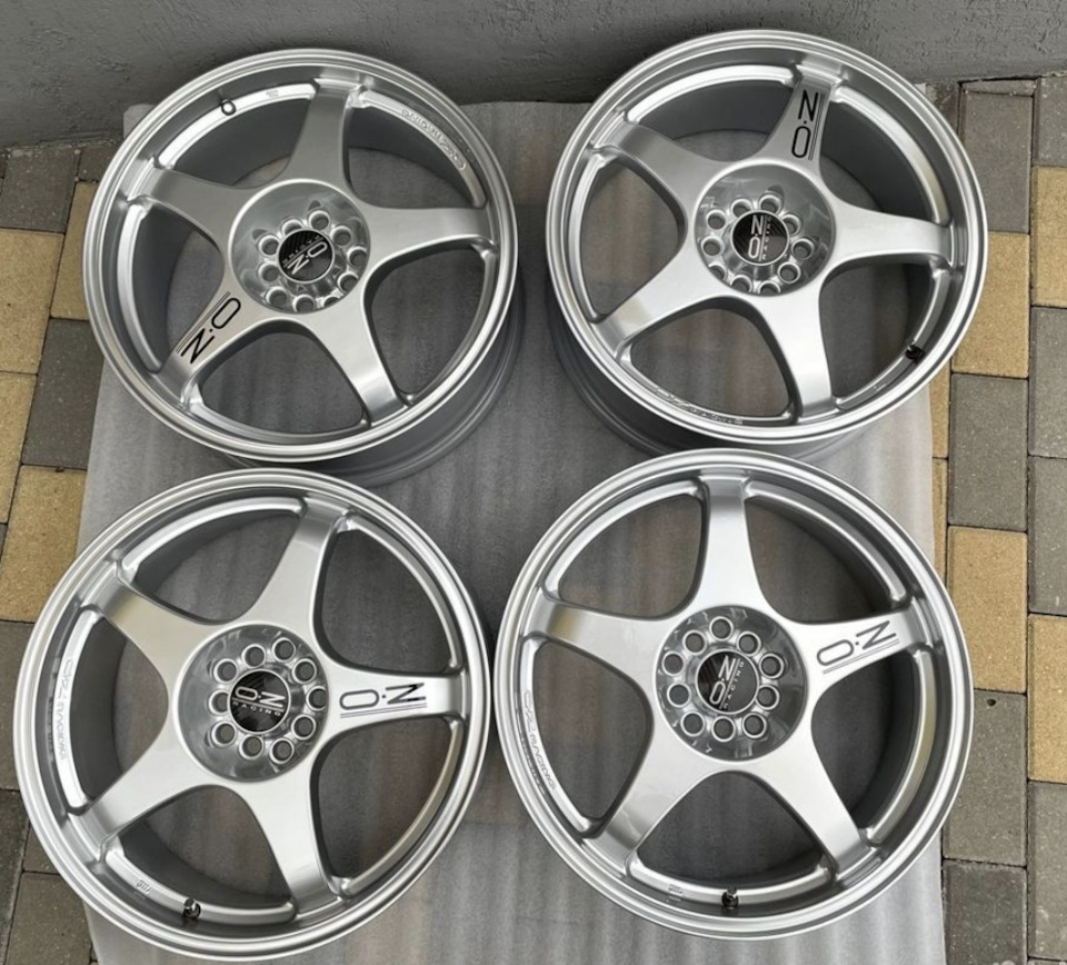 OZ Racing Chrono Evo 18x8 et35 — Сообщество «OZ Racing Wheels» на DRIVE2