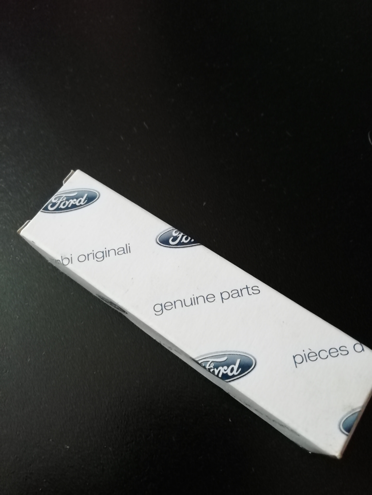 Замена свечей. — Ford Focus Sedan II, 1,6 л, 2007 года | расходники ...