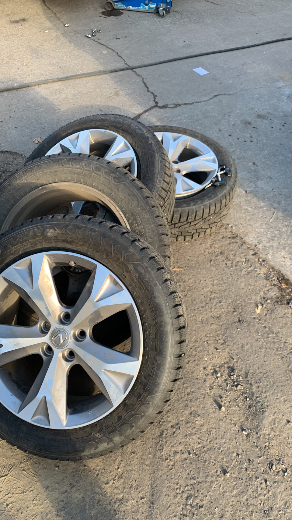 Второй комплект датчиков давления шин tpms — Lexus NX (1G), 2 л, 2014 ...