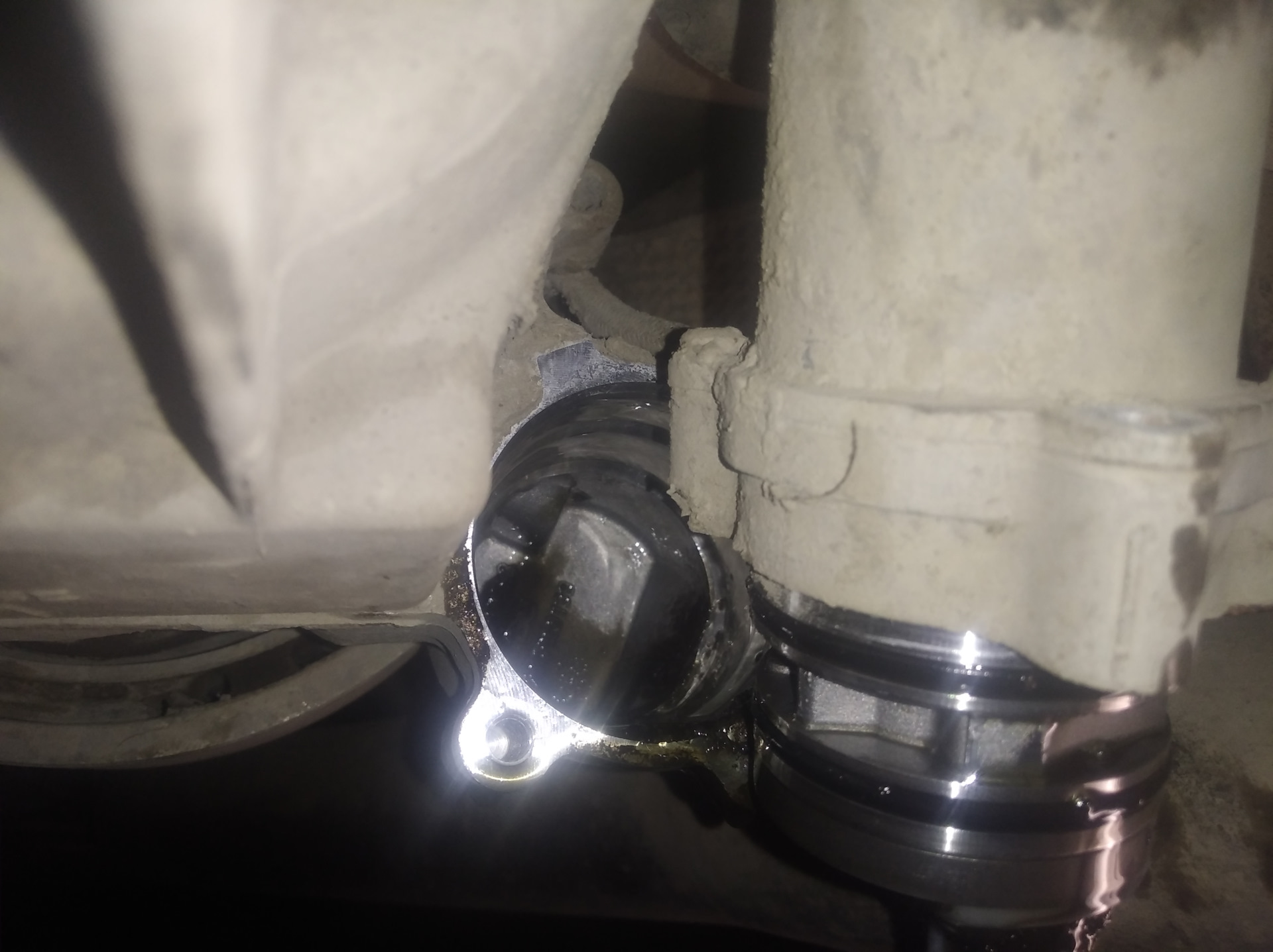 замена масла в Haldex 5 — Volkswagen Tiguan (2G), 2 л, 2018 года ...