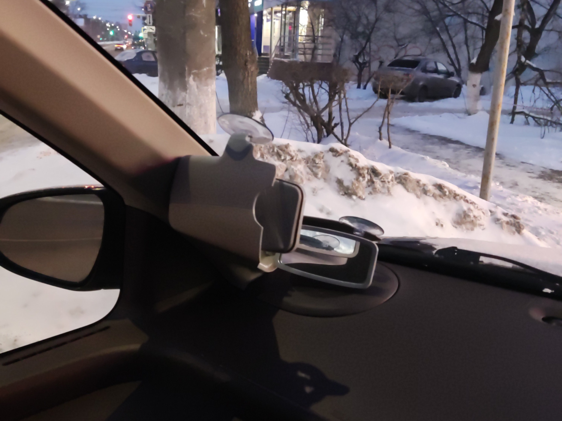 Обгонное зеркало — Toyota Porte (2G), 1,5 л, 2014 года | запчасти | DRIVE2