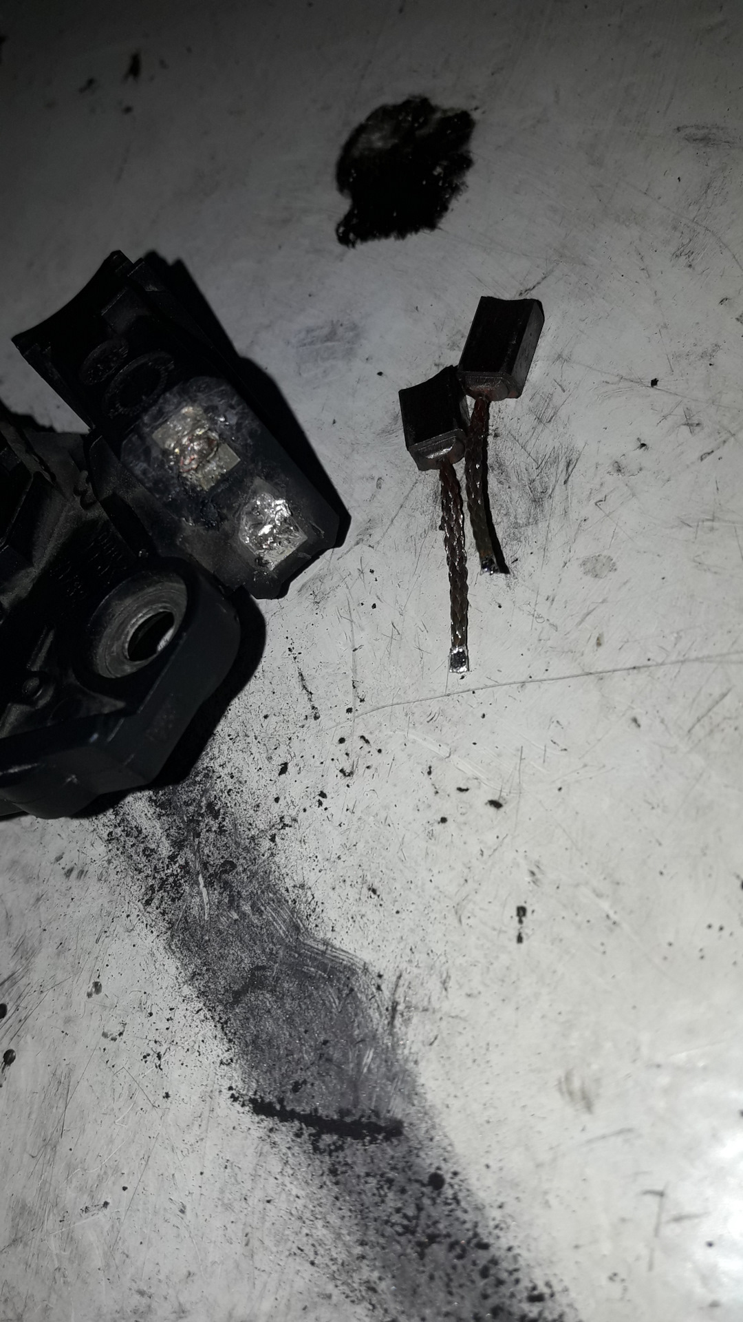 Замена щеток генератора Valeo / Валео Пежо 308 — Peugeot 308 (1G), 1,6 ...