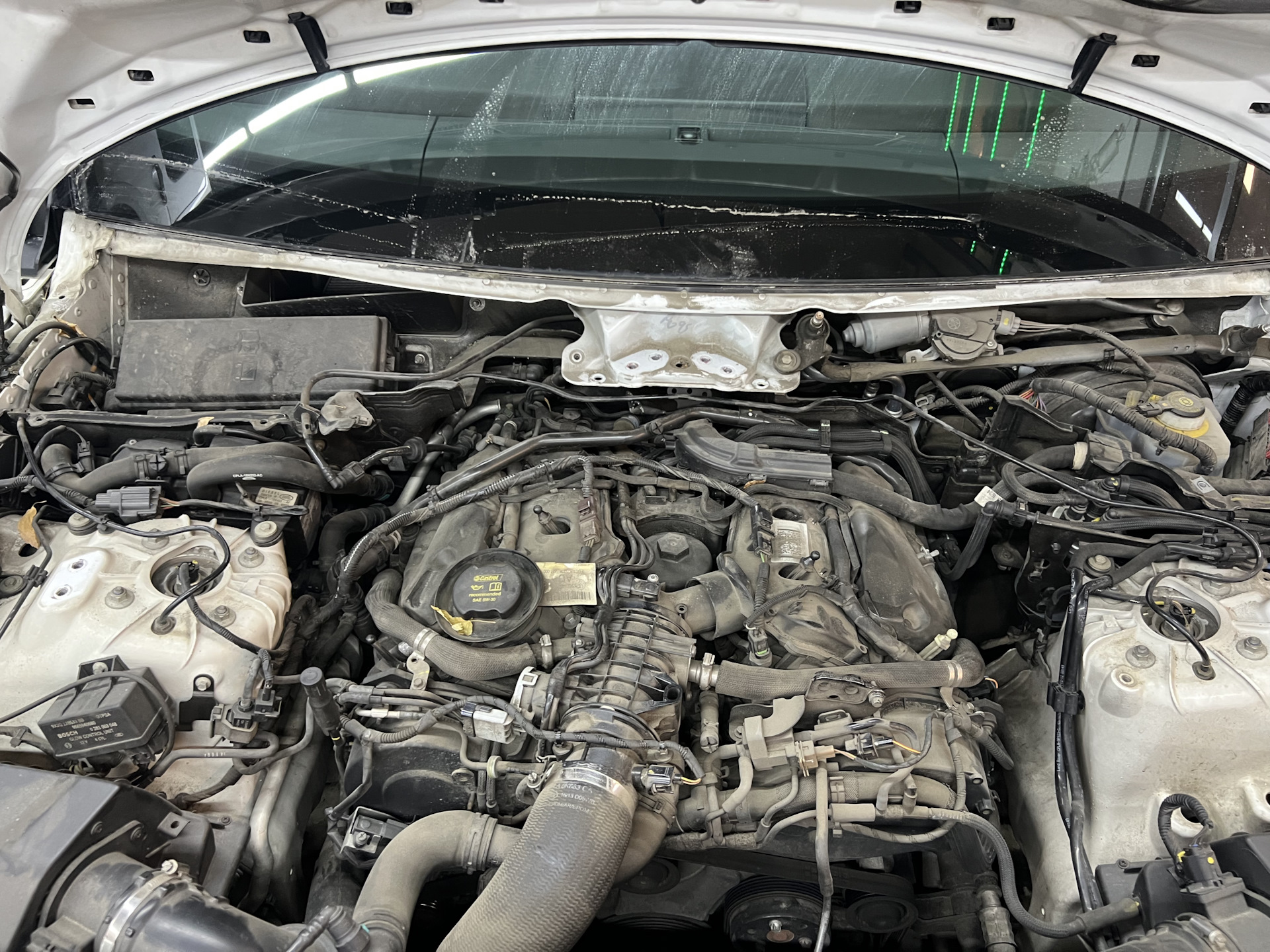 Плановая замена ремня ГРМ (130 000 км) — Land Rover Range Rover (4G), 3 ...