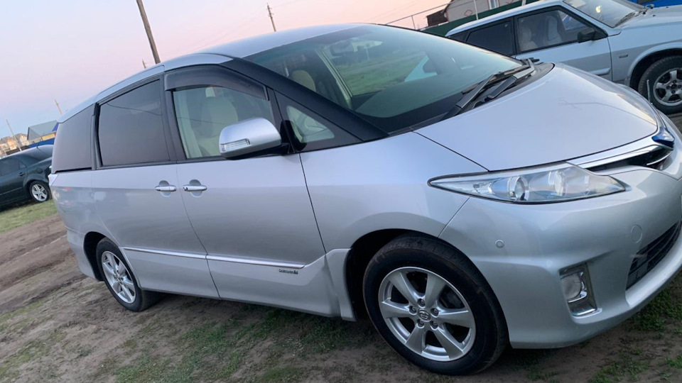 Toyota Estima Hybrid 2.4 гибридный 2010 | на DRIVE2