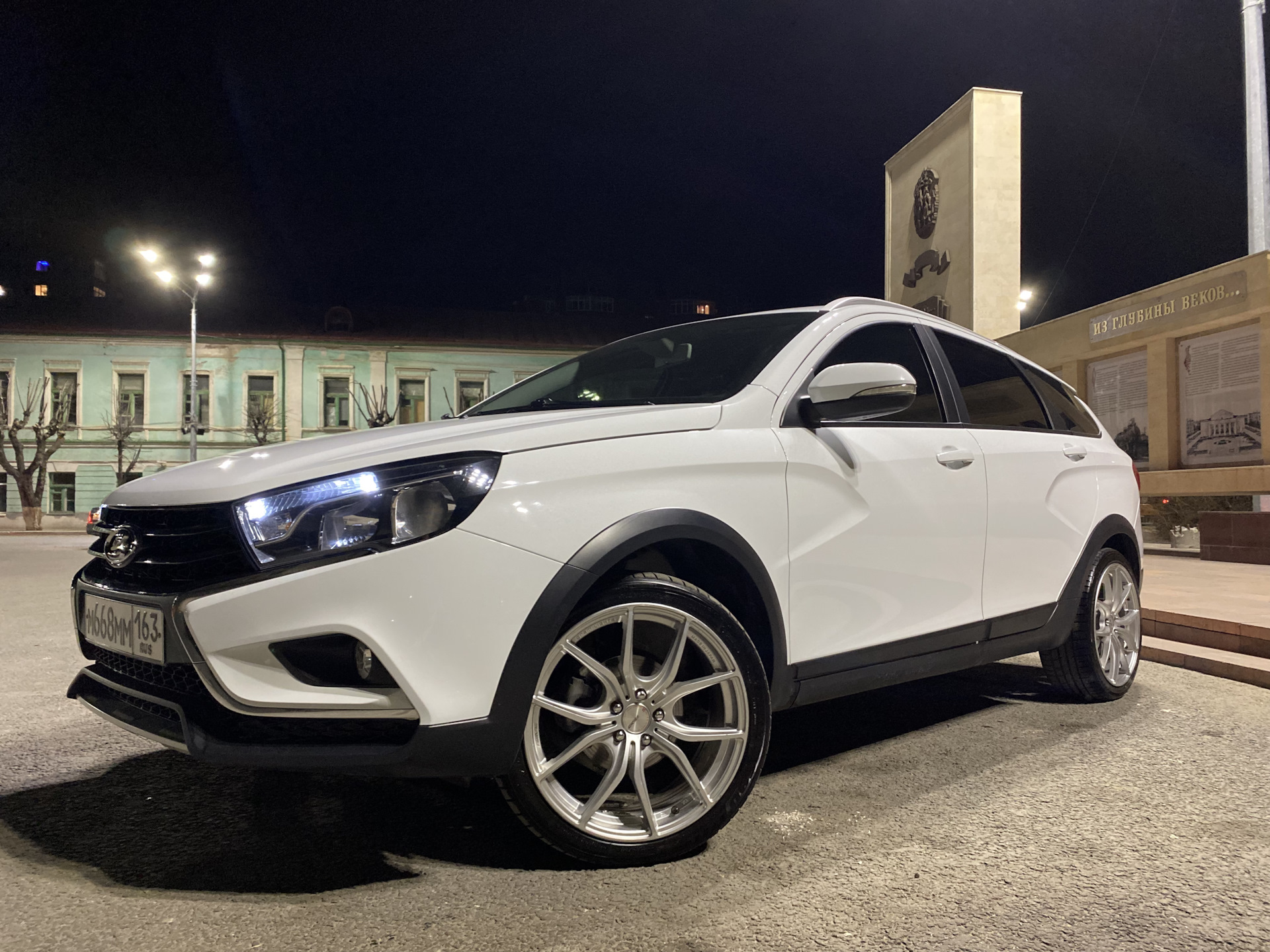 14®. R18 на Весту! Made in Japan. — Lada Vesta SW Cross (1G), 1,6 л, 2019 года | колёсные диски ...