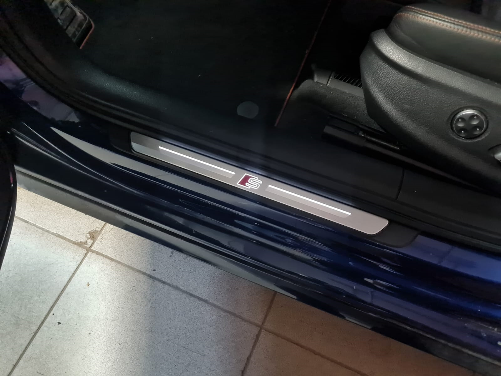 Led накладки порогов — Audi A3 Sportback (8VA), 1,8 л, 2013 года ...