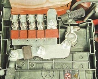 Какой плюсовой провод отвечает за стартер ? — Opel Astra J, 1,6 л, 2012 ...
