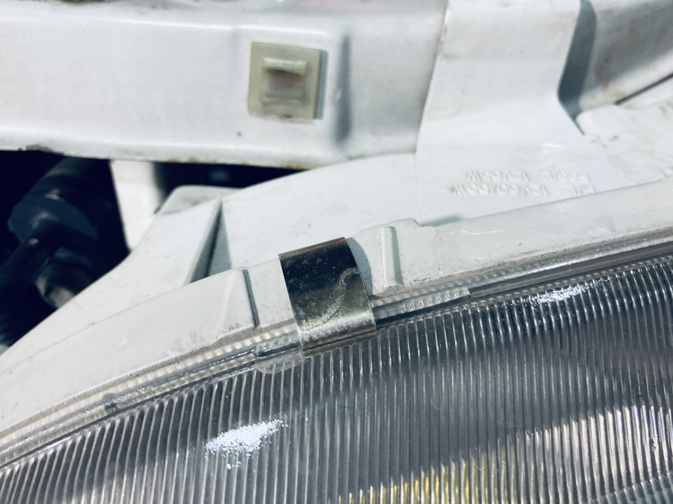 Клипса крепежная держателя капота… — Toyota Carina ED (3G), 2 л, 1994 ...