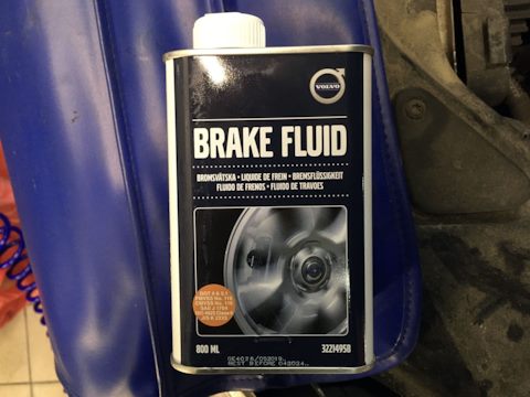 32214958 Жидкость тормозная VOLVO 0.8L Volvo | Запчасти на DRIVE2