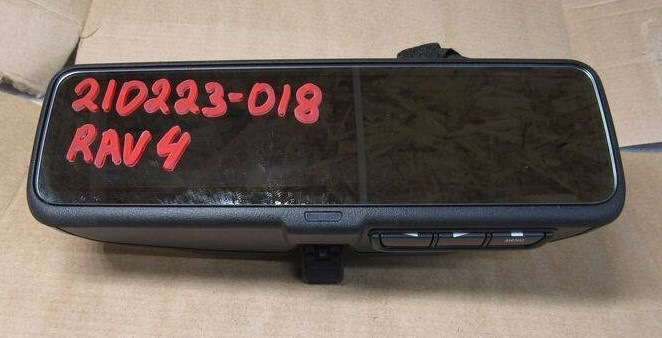 Цифровое зеркало заднего вида, теория — Toyota RAV4 (5G), 2 л, 2021 ...