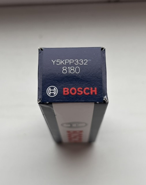 0241145523 СВЕЧА ЗАЖИГАНИЯ Y5KPP332 (0.7), 1ШТ BOSCH | Запчасти на DRIVE2