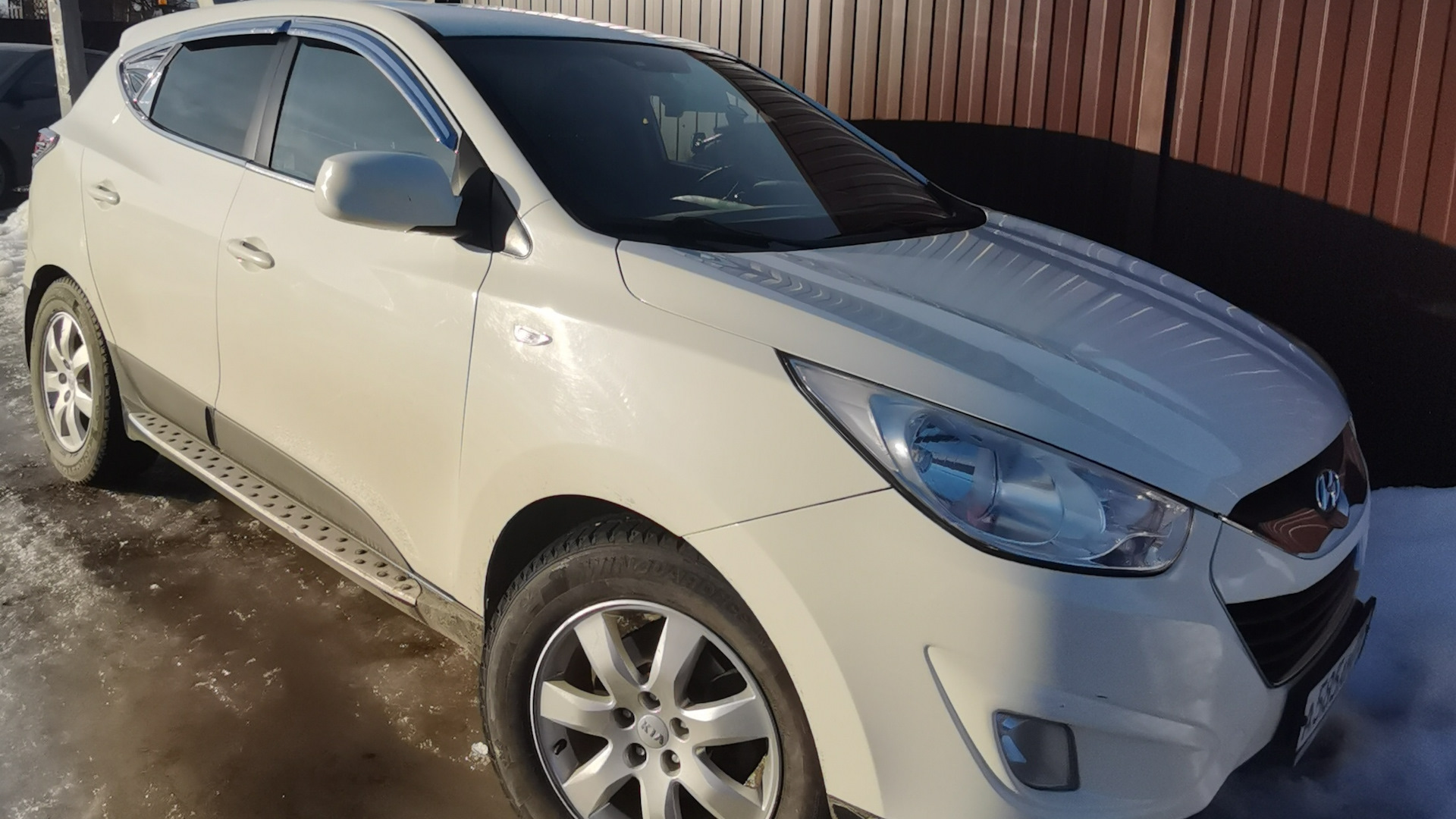 Hyundai Tucson (LM) 2.0 дизельный 2010 | 2 на DRIVE2