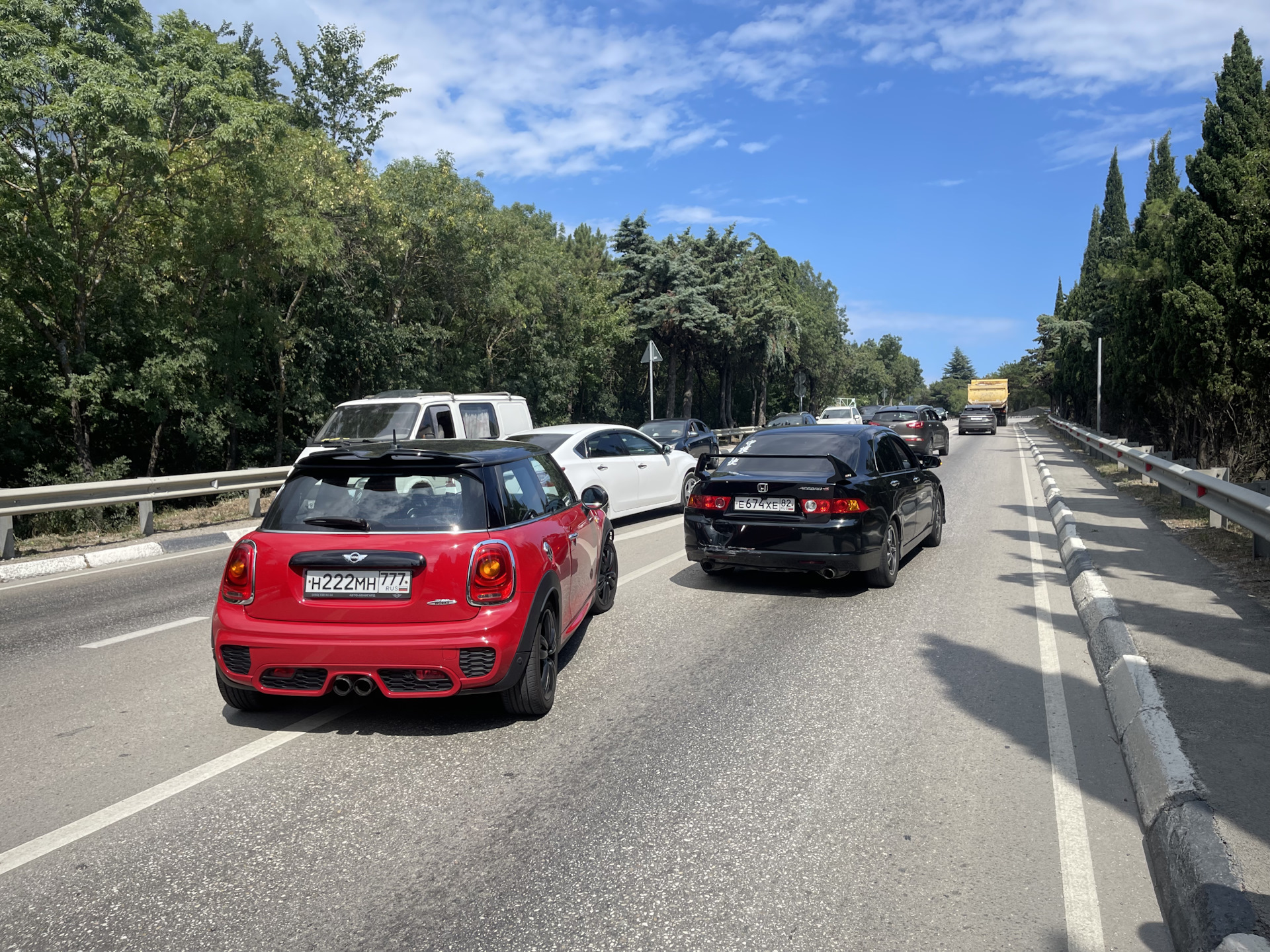 Небольшое дтп — MINI John Cooper Works, 2 л, 2016 года | ДТП | DRIVE2