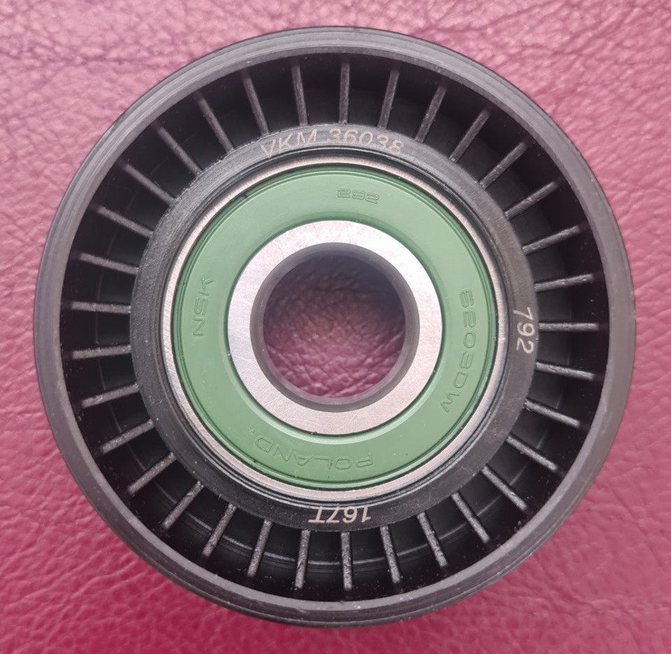 Подготовка к замене ремней — Renault Duster (1G), 2 л, 2018 года ...