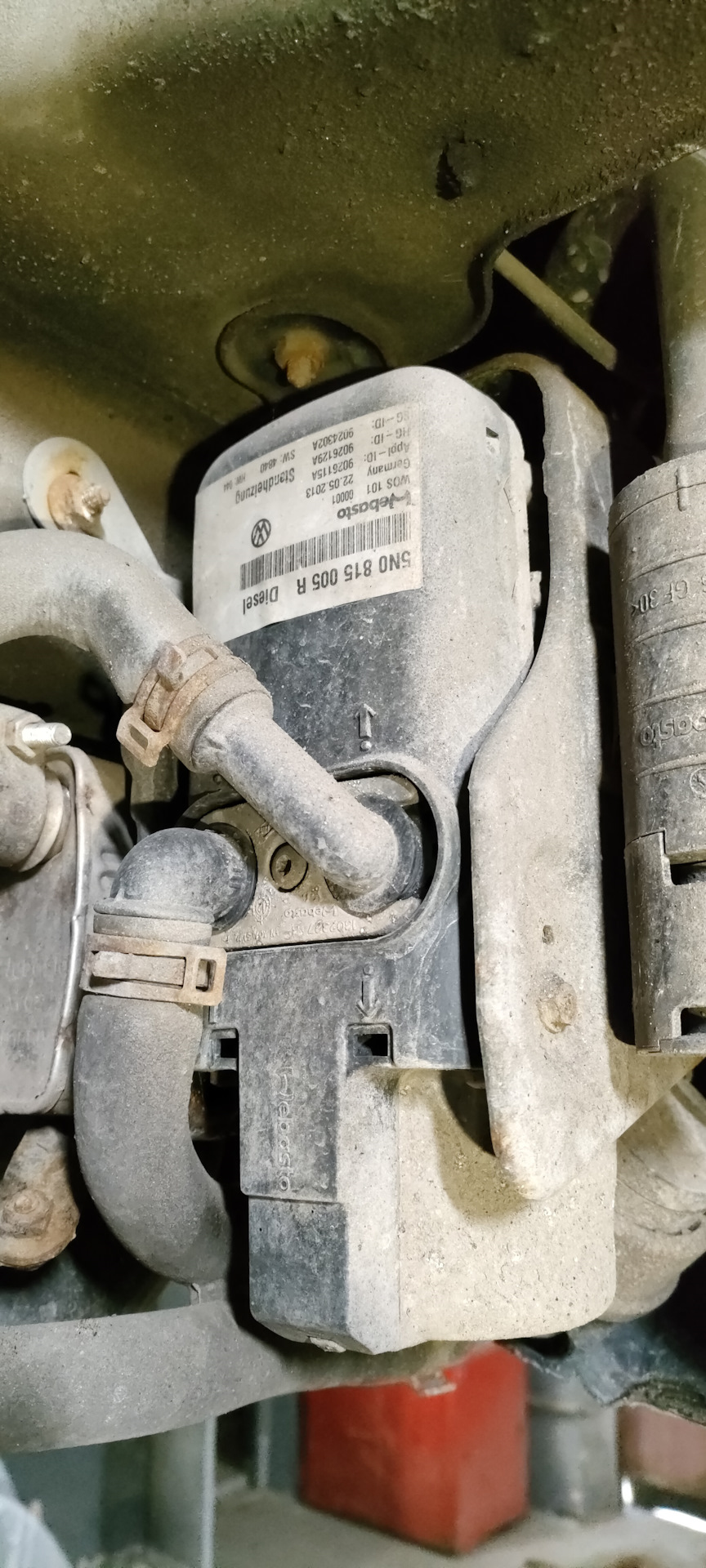 Замена циркуляционного насоса V55 — Volkswagen Tiguan (1G), 2 л, 2013 ...