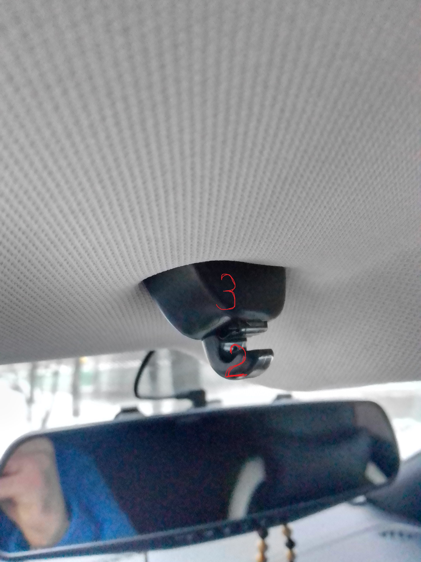 Солнцезащитные козырьки в чёрный цвет — Volkswagen Polo Sedan, 1,6 л ...