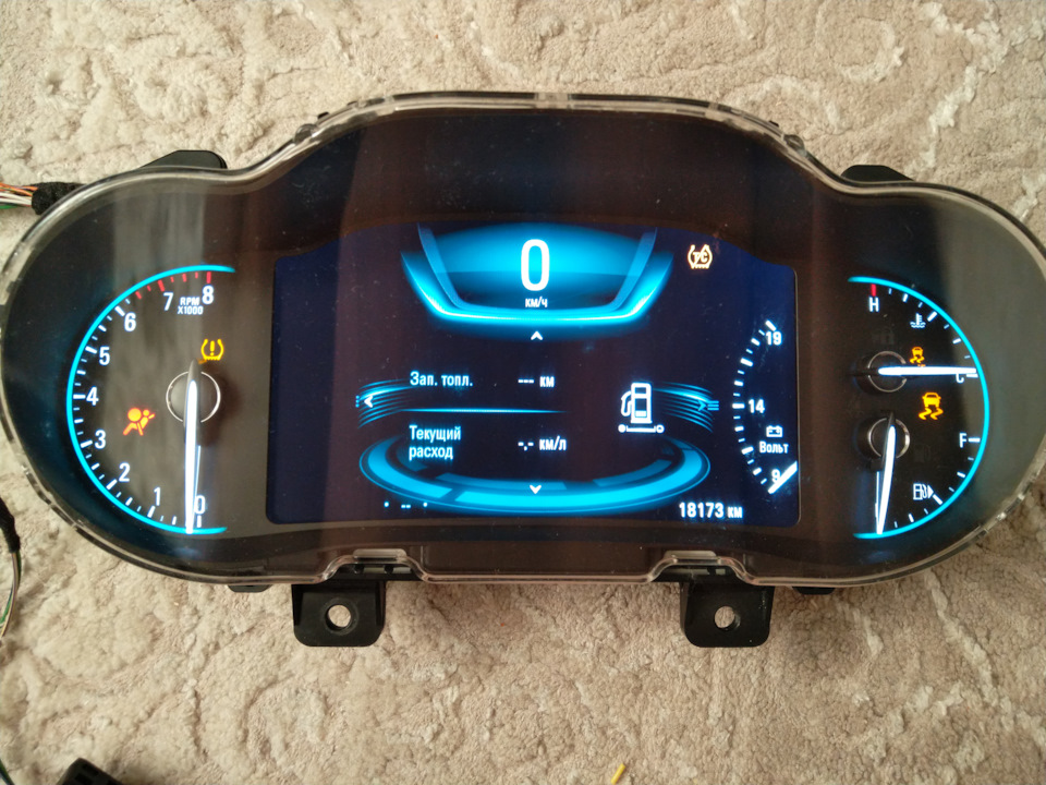 Приборная панель UHS GM на Opel Astra J, Chevrolet Cruze (1G), Opel ...