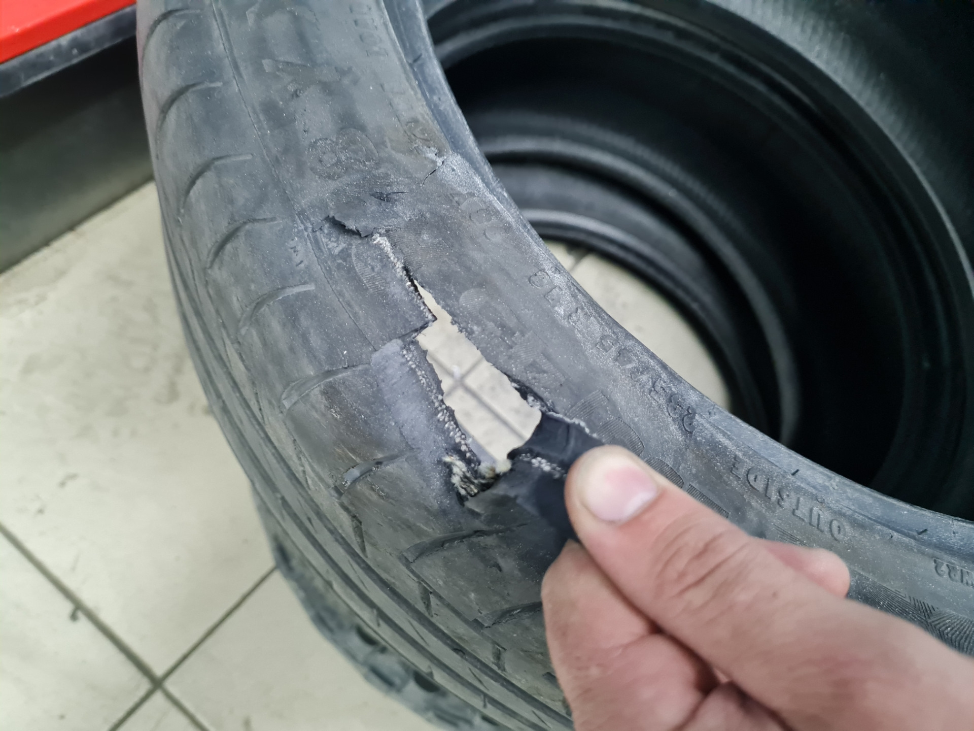 Основные виды ремонта шин. И почему жгуты AVS RK-150 не такие уж и "временные". Так говорят ...