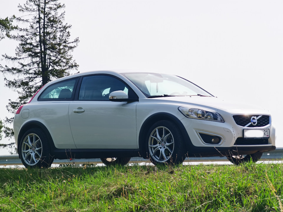 Как становятся владельцем Volvo? — Volvo C30, 1,6 л, 2011 года | покупка машины | DRIVE2