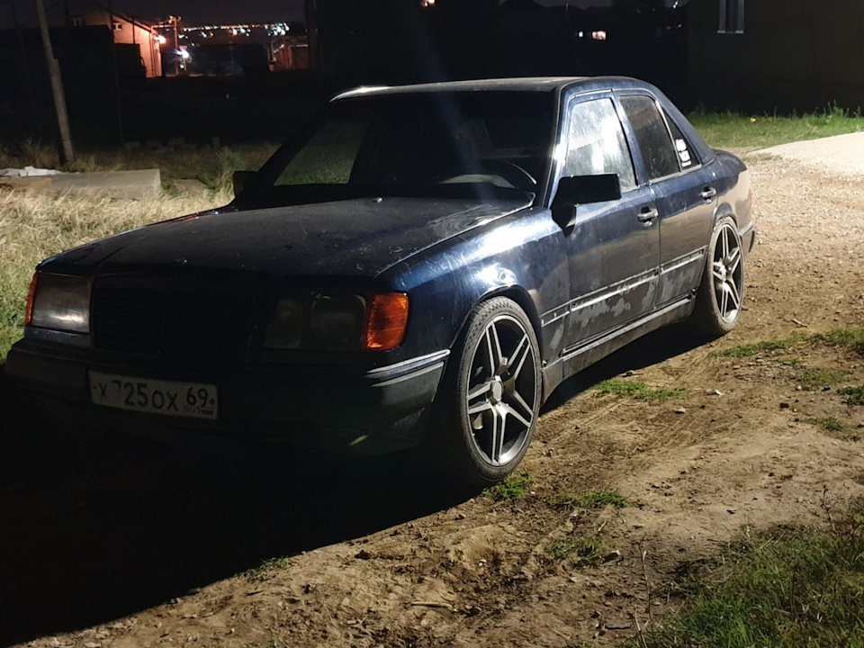 Жёлтые поворотники наконец то — Mercedes-Benz E-class (W124), 3 л, 1992 ...