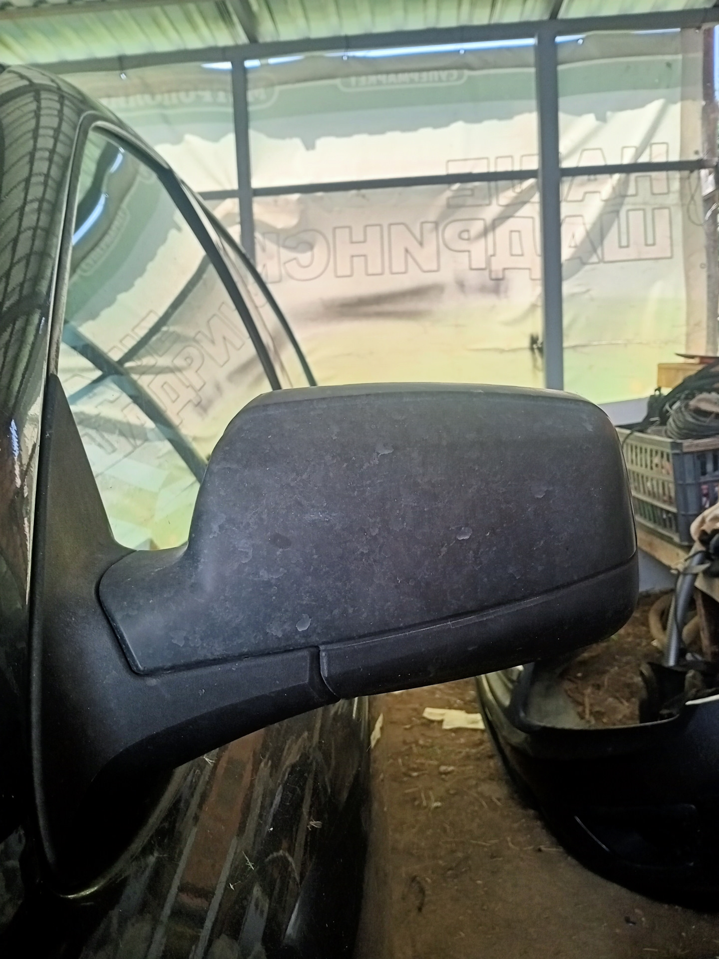 Красим накладки зеркал Лада Гранта из баллончика — Lada Гранта (1G), 1 ...