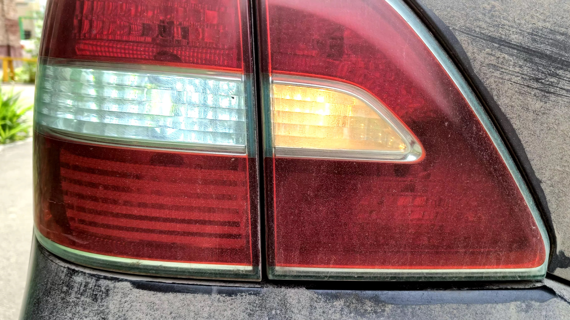 [42]. Всего по 4 поворотники и задний ход — Toyota Brevis, 2,5 л, 2002 ...