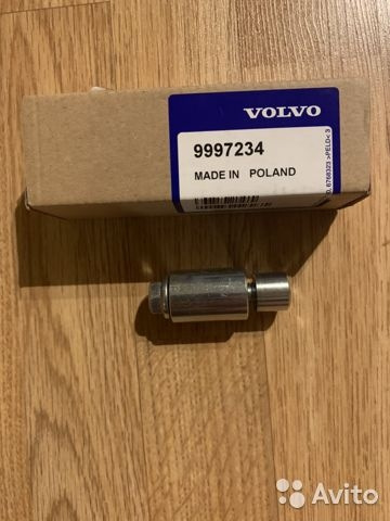 Временно. Ищу фрезу для парктроника volvo 9997234 — Volvo XC90 (1G), 2 ...
