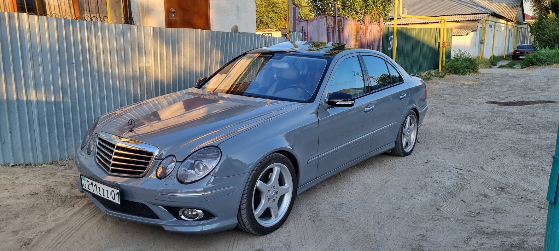 Покраска в "Nardo Gray" — Mercedes-Benz E-class (W211), 5,5 л, 2002 ...