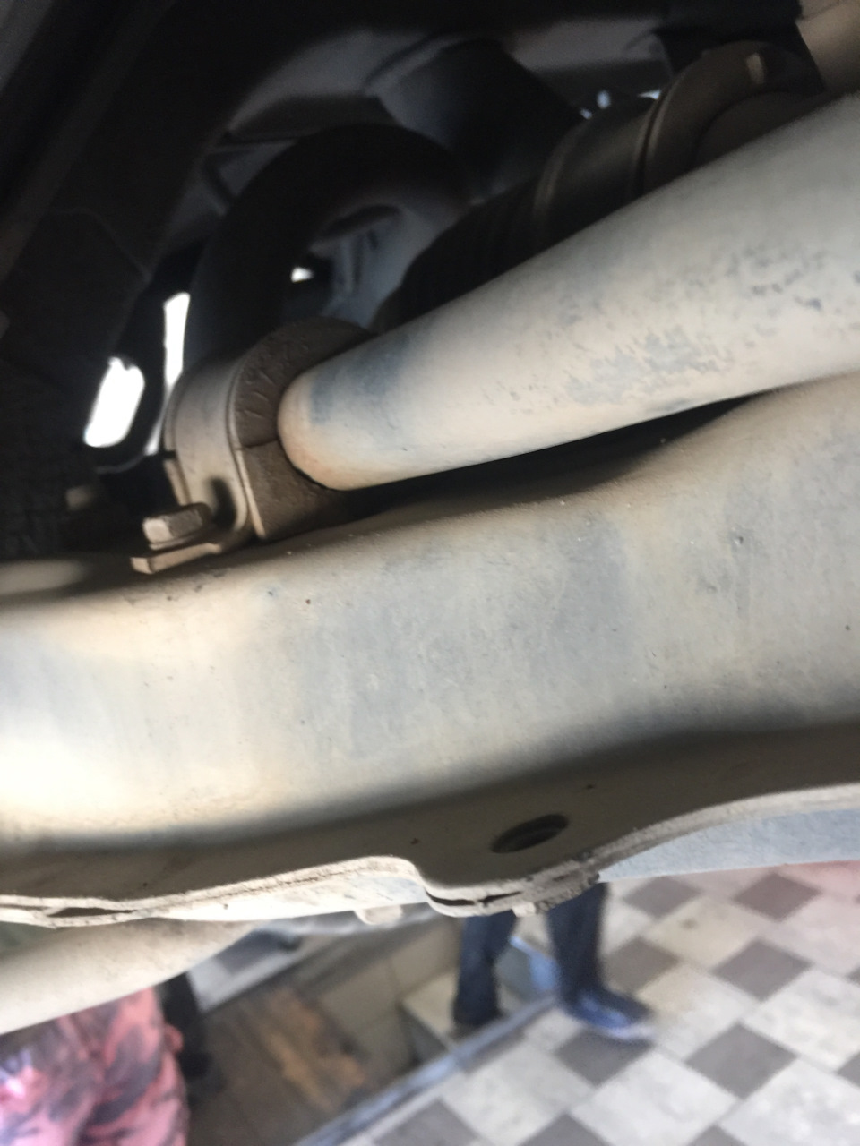 Какой пробег сайленблоков стабилизатора — Toyota bB (1G), 1,3 л, 2004 ...