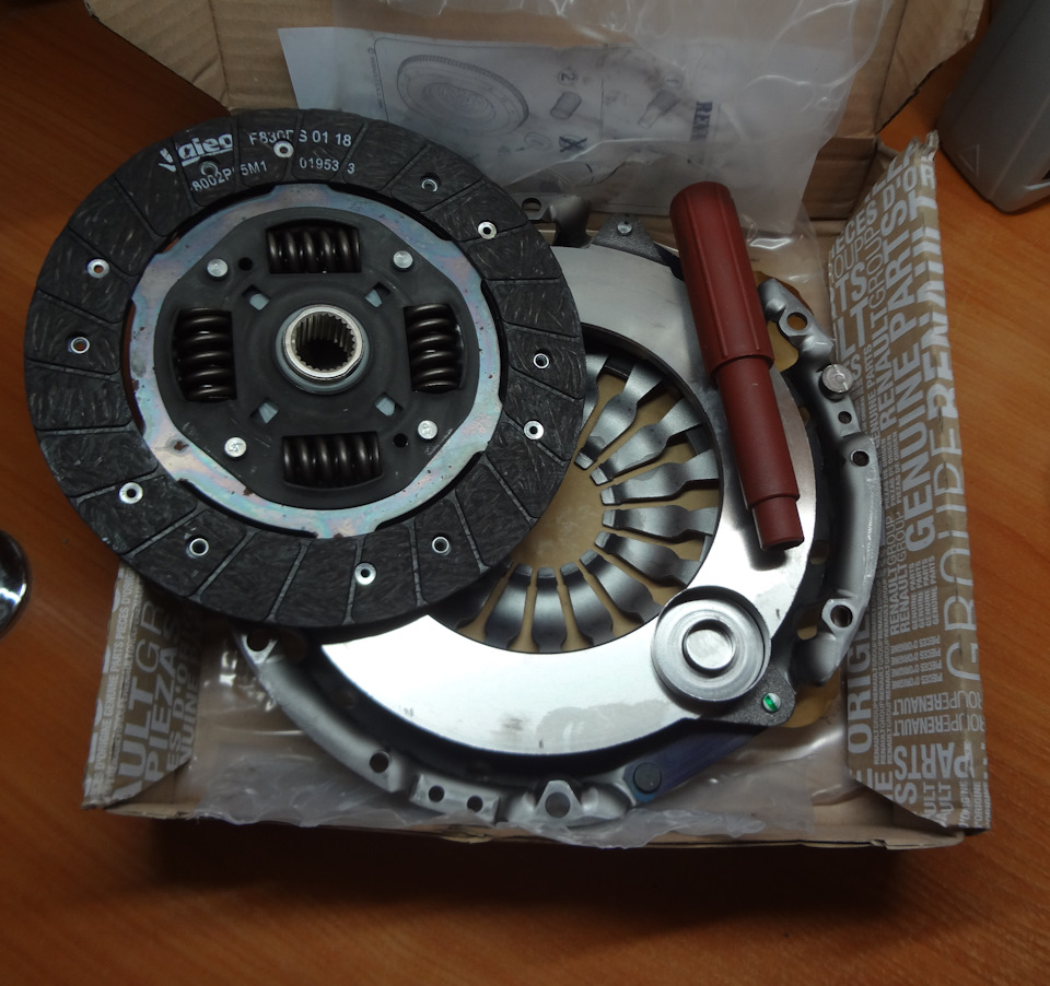 302050901R Комплект сцепления RENAULT | Запчасти на DRIVE2