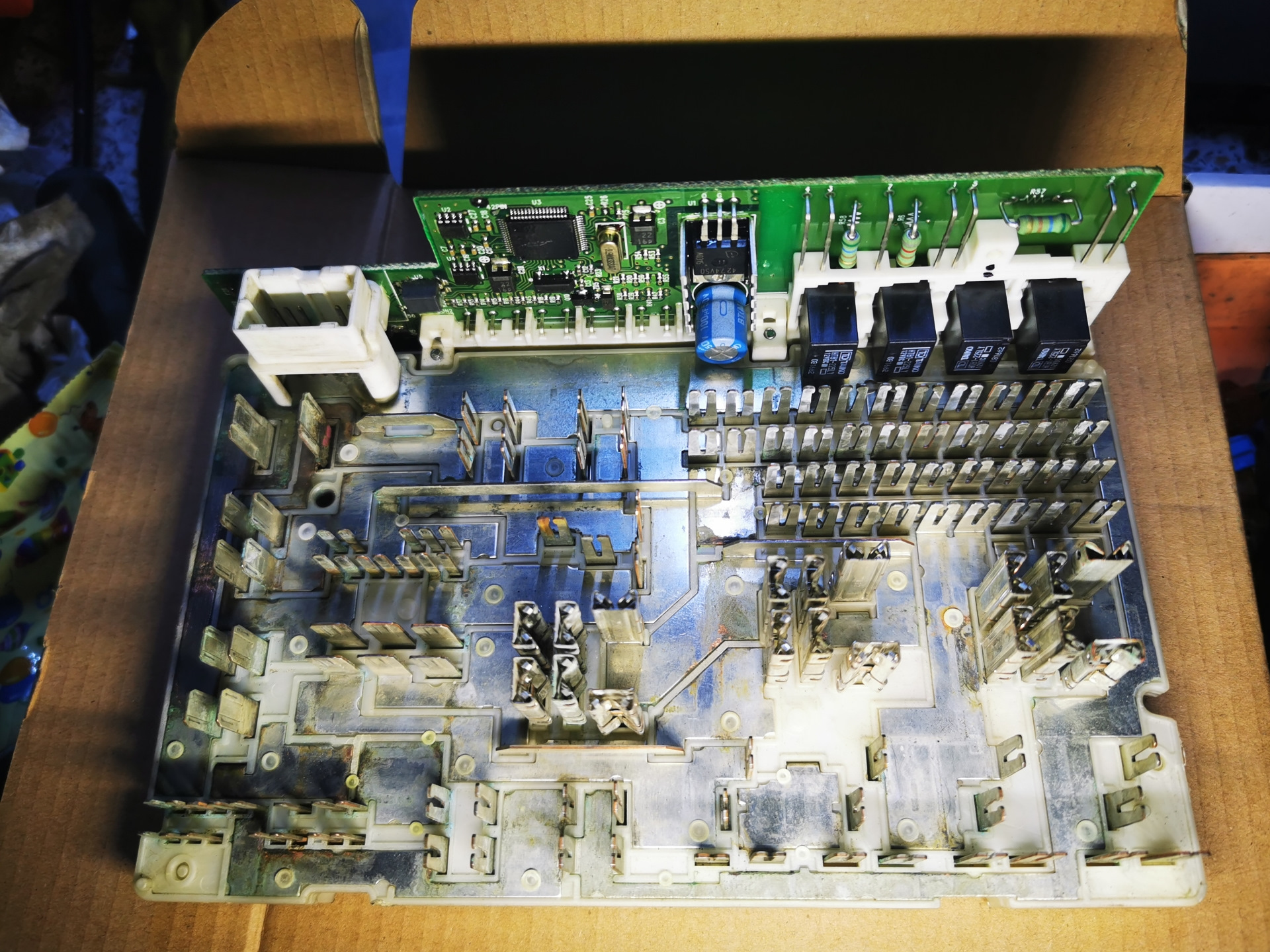 Блок предохранителей ipdm e/r — Infiniti G35 Coupe, 3,5 л, 2003 года | наблюдение | DRIVE2