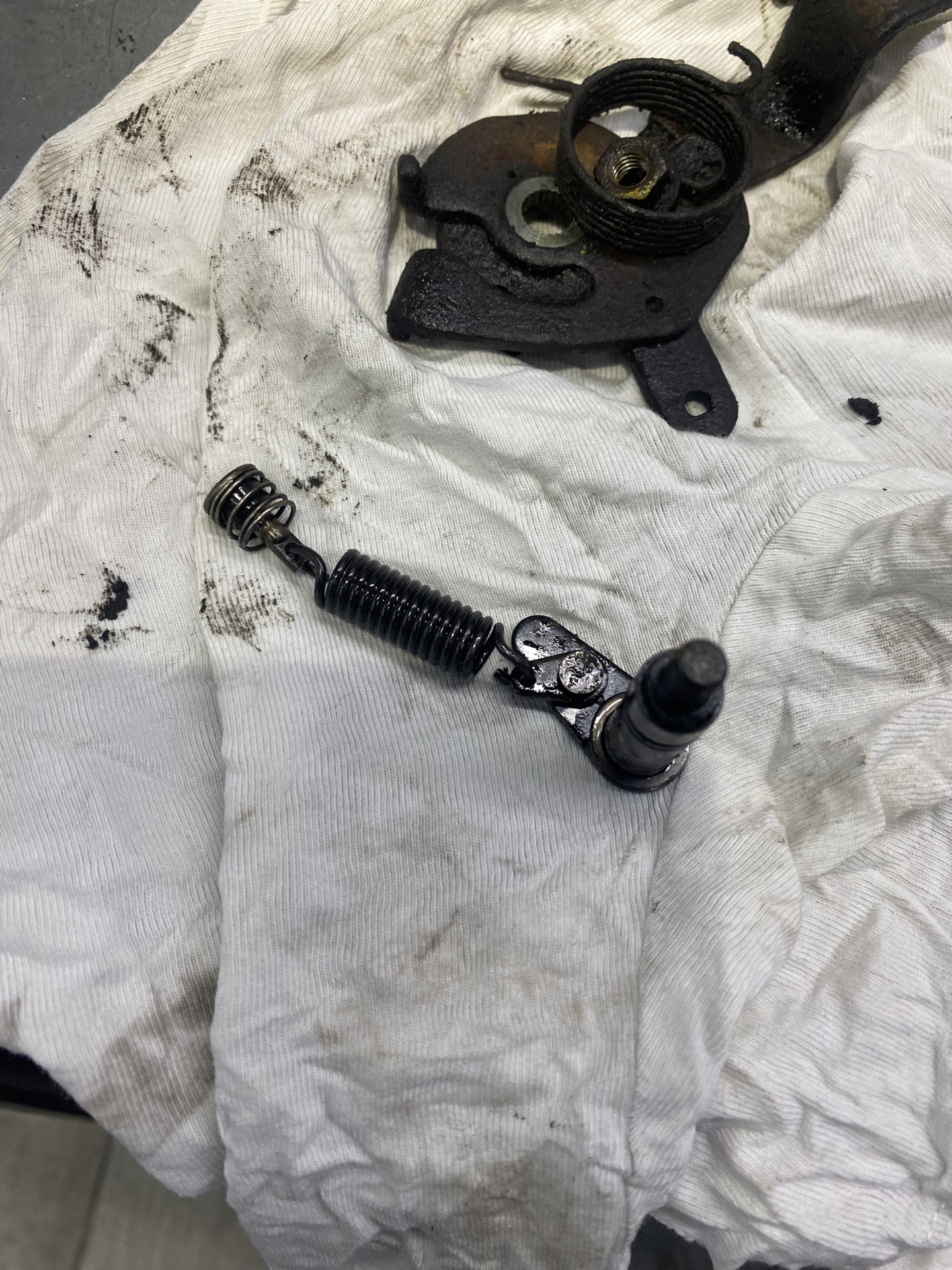 Течь ТНВД — Toyota Grand HiAce, 2,4 л, 1999 года | поломка | DRIVE2