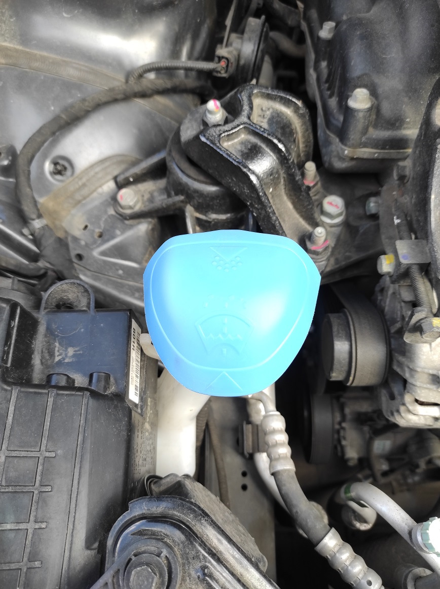 000096706 Крышка-воронка бачка омывателя VAG | Запчасти на DRIVE2