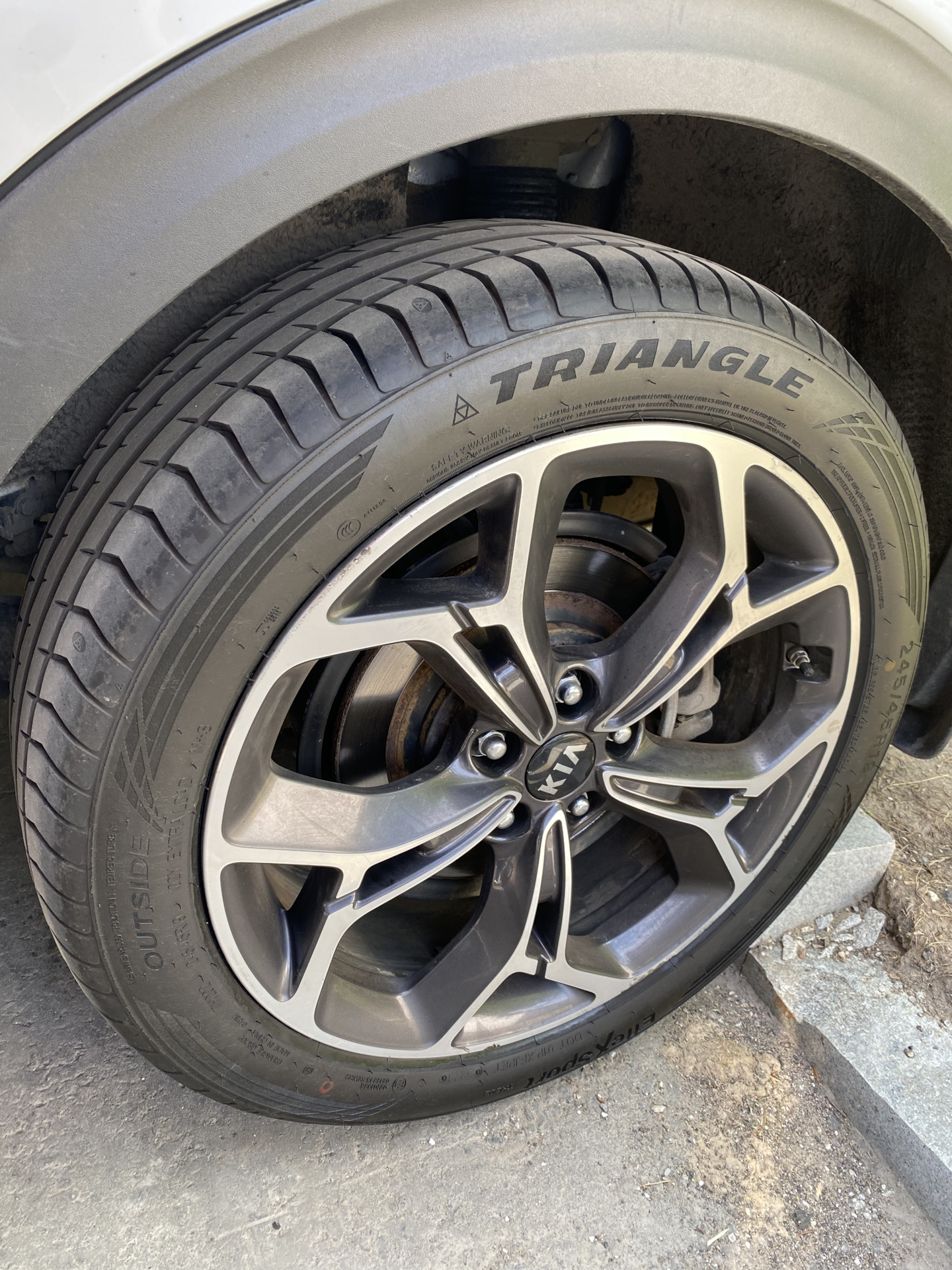 Triangle EffeXSport TH 202 (245/45 R 19) — KIA Sportage (4G), 2,4 л ...