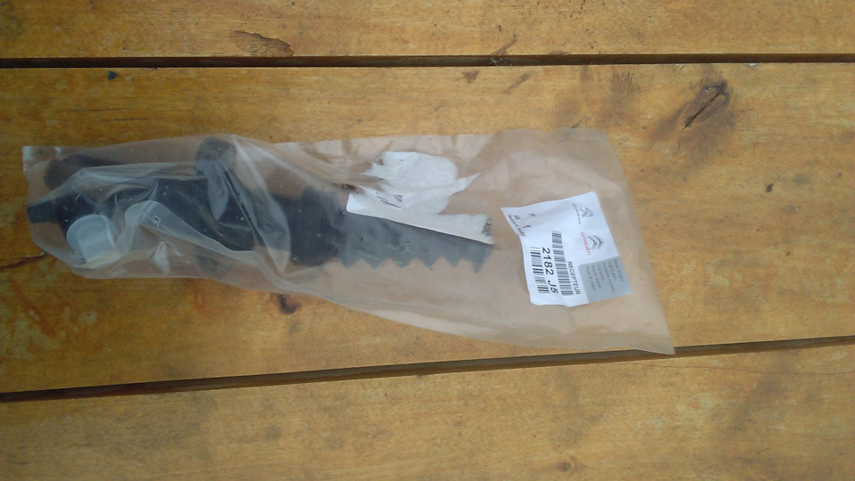 Пластиковые французы — Peugeot 408 (1G), 1,6 л, 2013 года | поломка ...