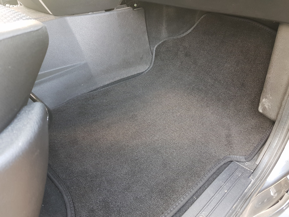 Ковры ворсовые оригинал на Патриот 2018 — УАЗ Patriot, 2,7 л, 2018 года ...