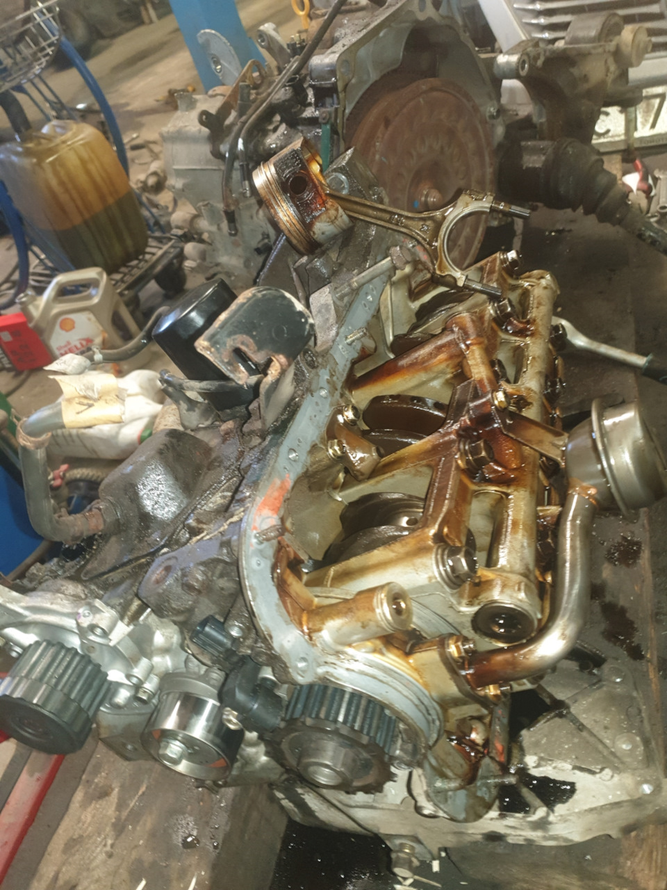 078103113E Крышка VAG | Запчасти на DRIVE2