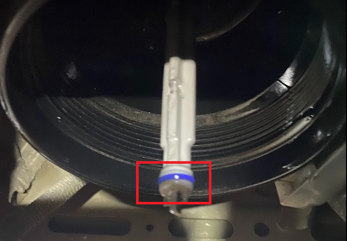 Замена топливного фильтра — Opel Astra K, 1,5 л, 2020 года | плановое ...