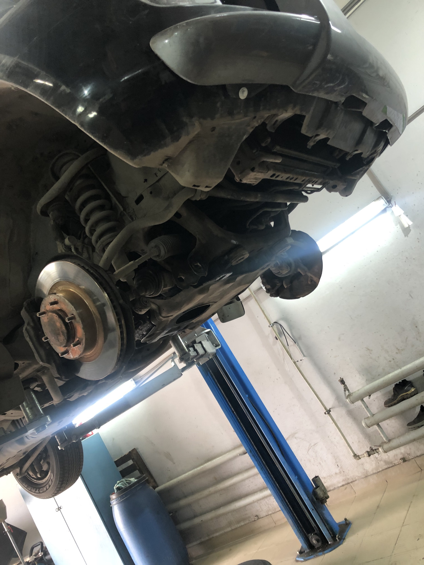 Трясём переднюю подвеску — Toyota Land Cruiser Prado 120-series, 2,7 л ...