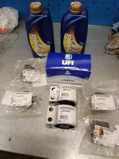 25848403 САЙЛЕНБЛОК ЗАДНИЙ ПЕРЕДНЕГО РЫЧАГА С КРОНШТЕЙНОМ ...