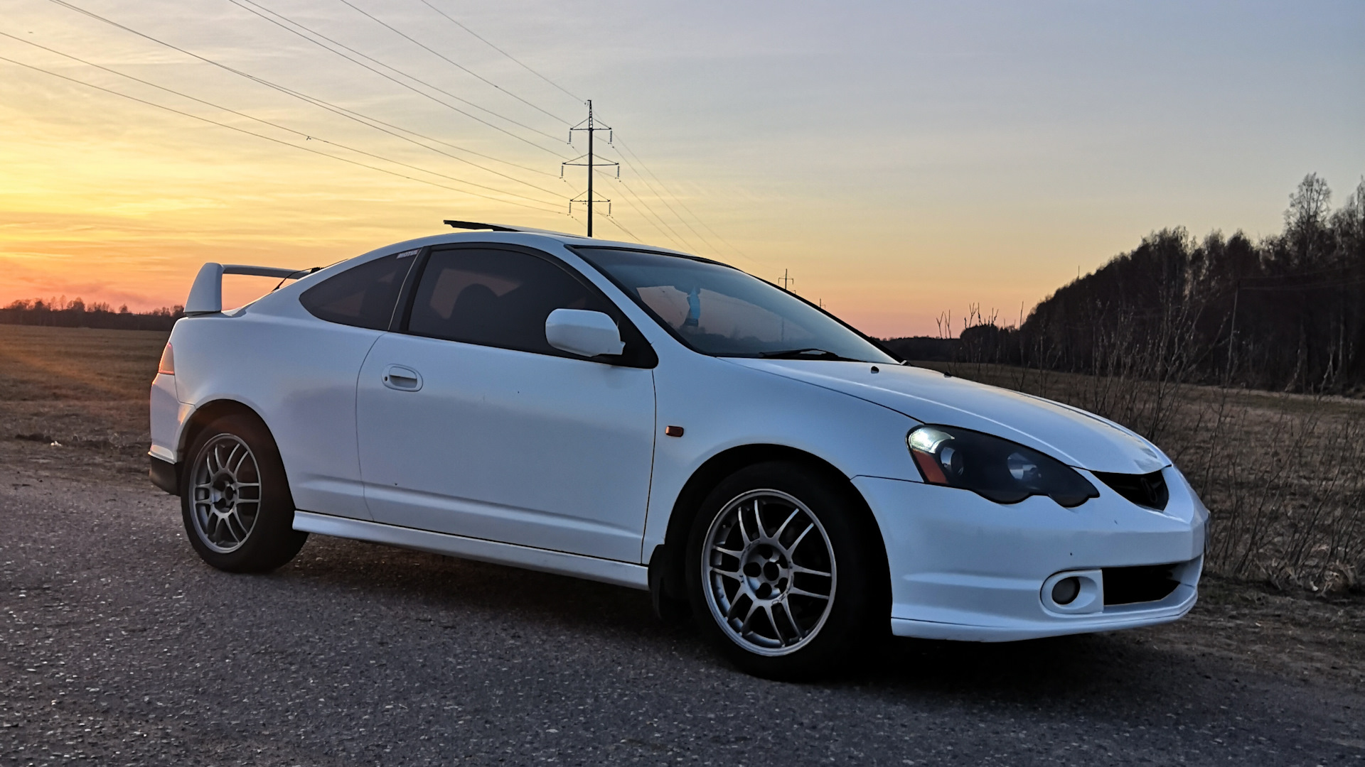 Honda Integra (DC5) 2.0 бензиновый 2002 | White pearl на DRIVE2