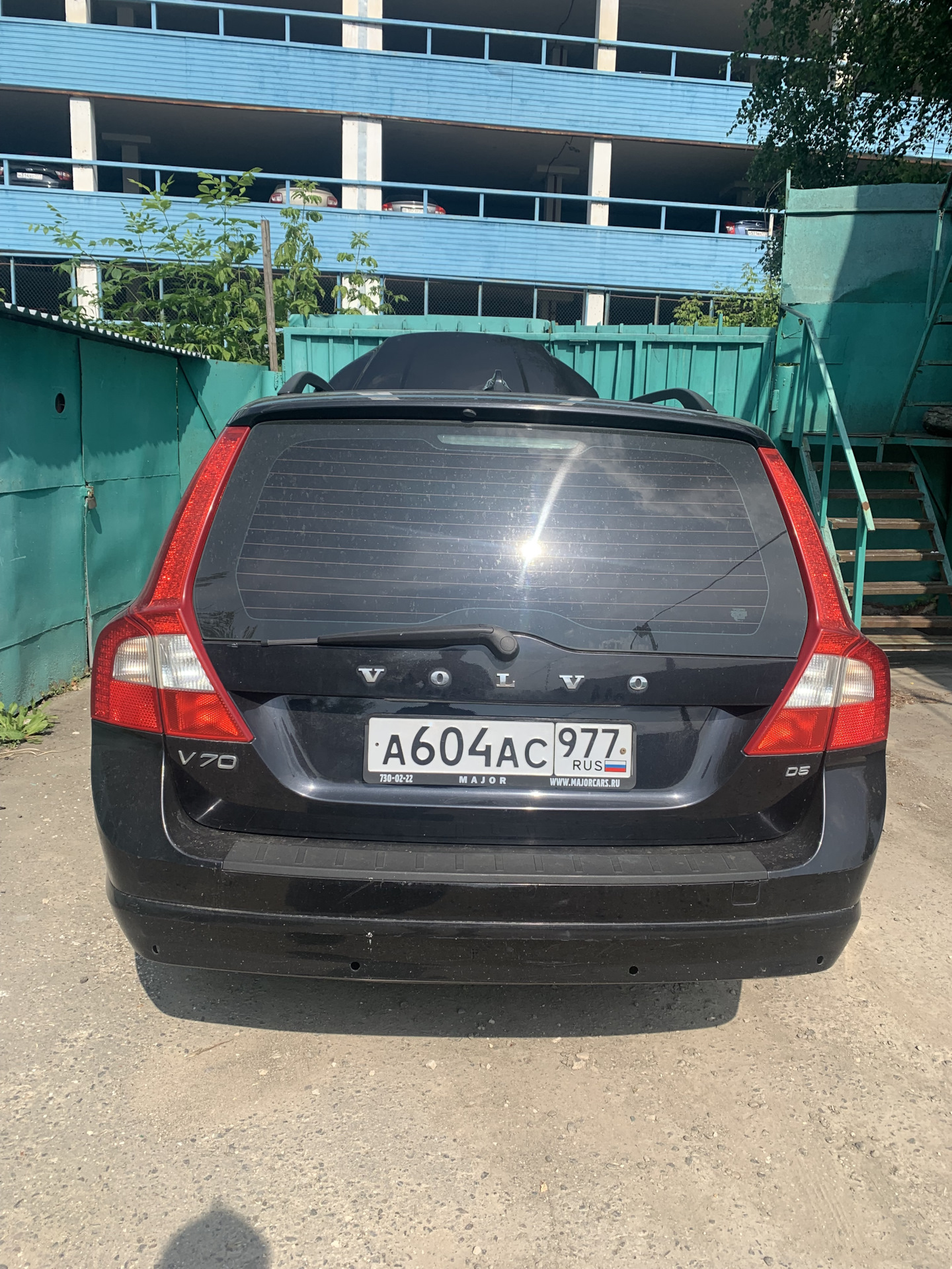 Замена заднего бампера — Volvo V70 III, 2,4 л, 2008 года | кузовной ремонт | DRIVE2