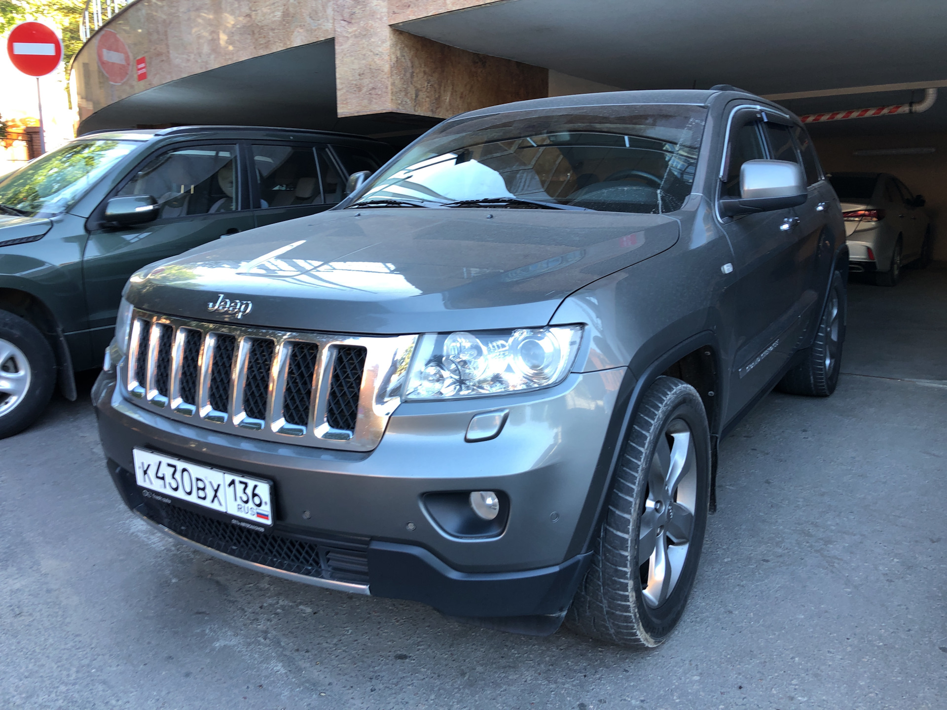 Надо с чего-то начинать) — Jeep Grand Cherokee (WK2), 3,6 л, 2012 года ...