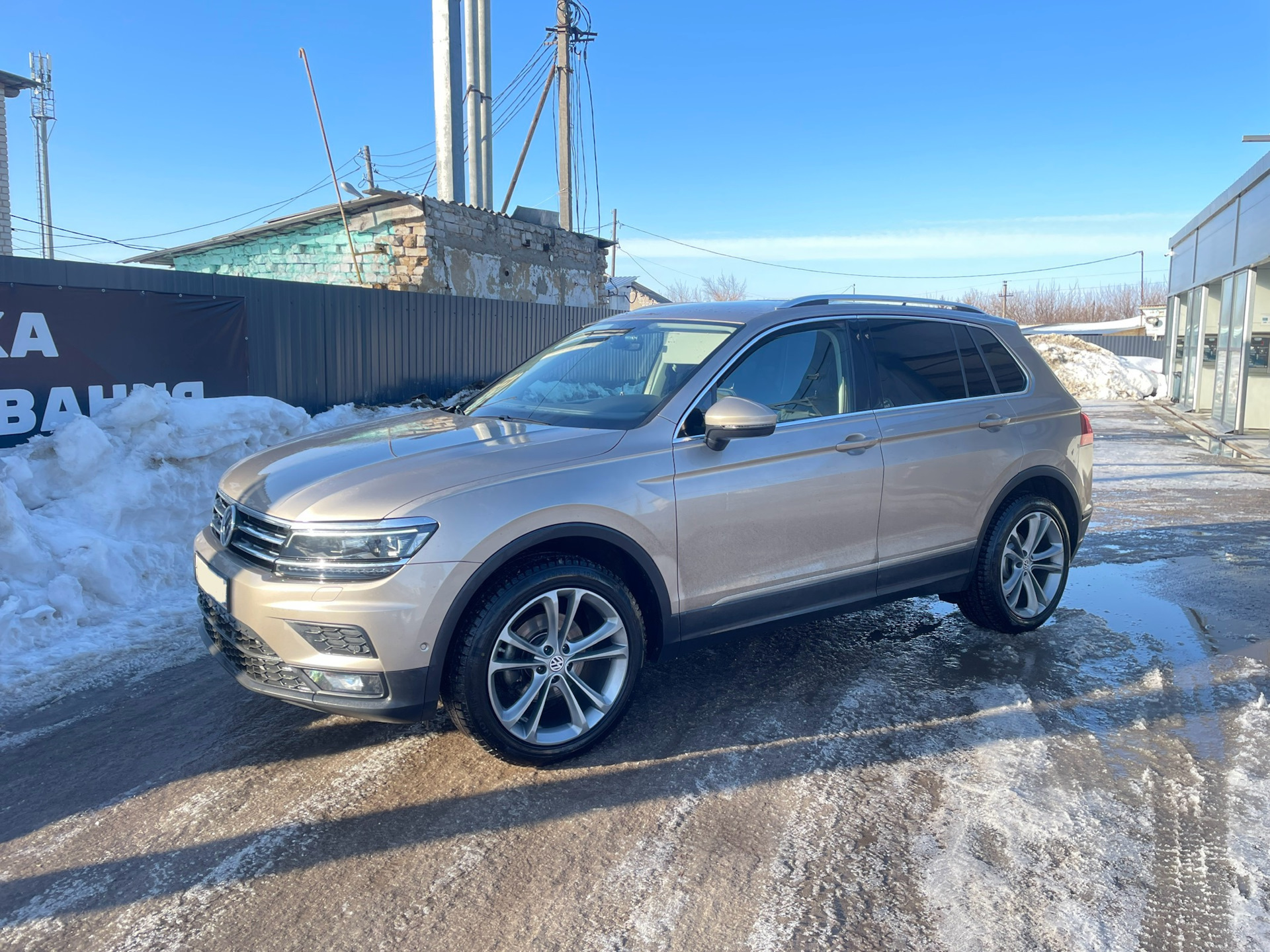 Замена зимних колёс — Volkswagen Tiguan (2G), 1,4 л, 2018 года ...
